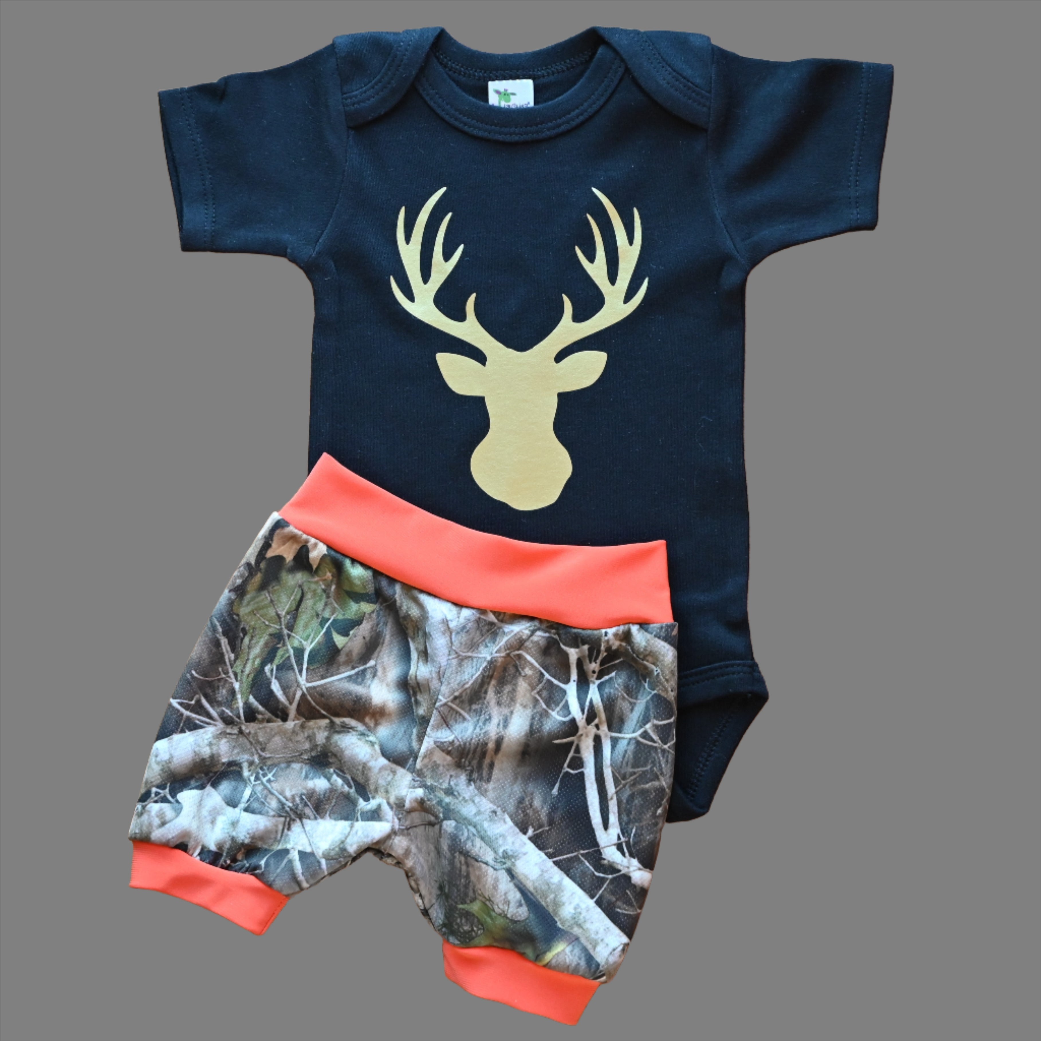 Gold Buck Short Set – You Had Me At Camo